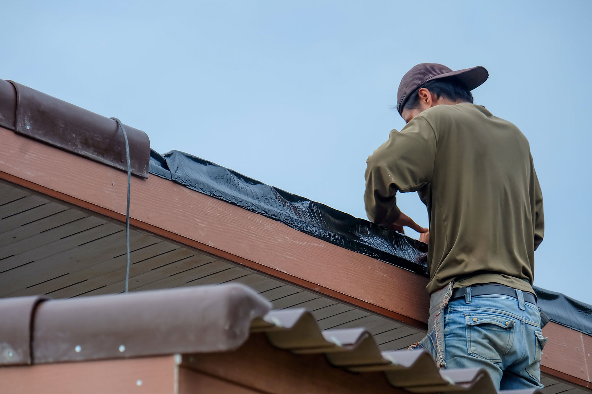 Signs Your Roof Needs Immediate Repair – Don’t Ignore These Red Flags ...